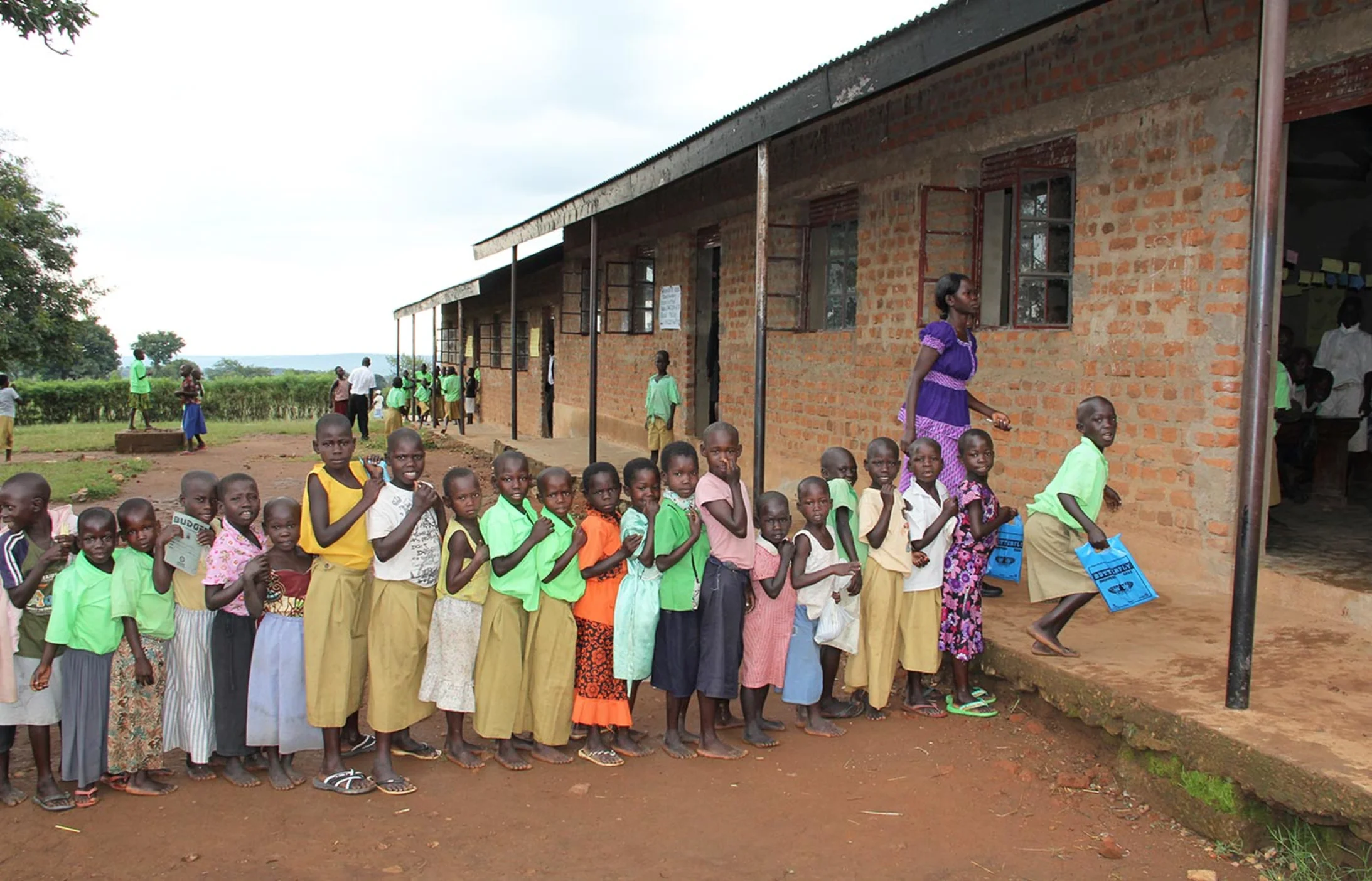 Uganda: improved education at rural schools | CO-OPERAID